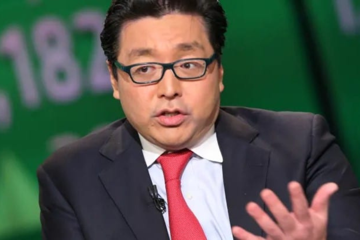 Tom Lee ฟันธง! BTC–ETH เตรียม “Monster Move” Q4 หนุนโดย Fed ลดดอกเบี้ย ...